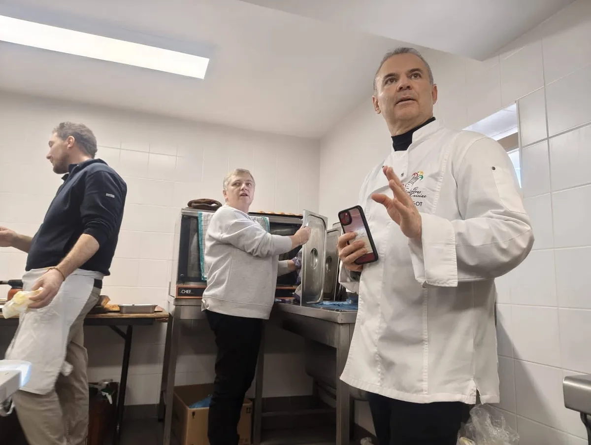 À Béziers, "La table en fêtes" réunit motards, chefs et lycéens autour ...