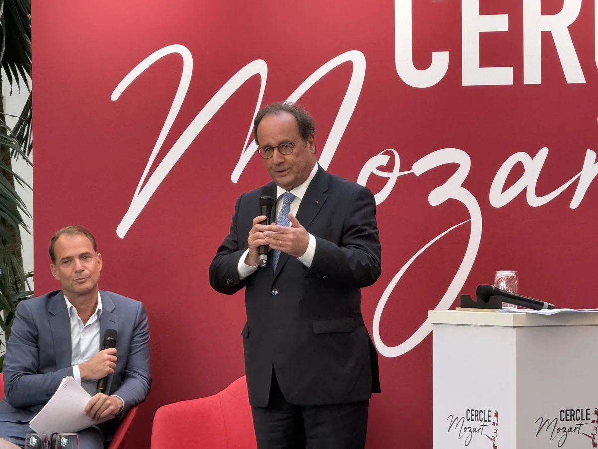 François Hollande esquisse le portrait d'un futur président... qui lui ...