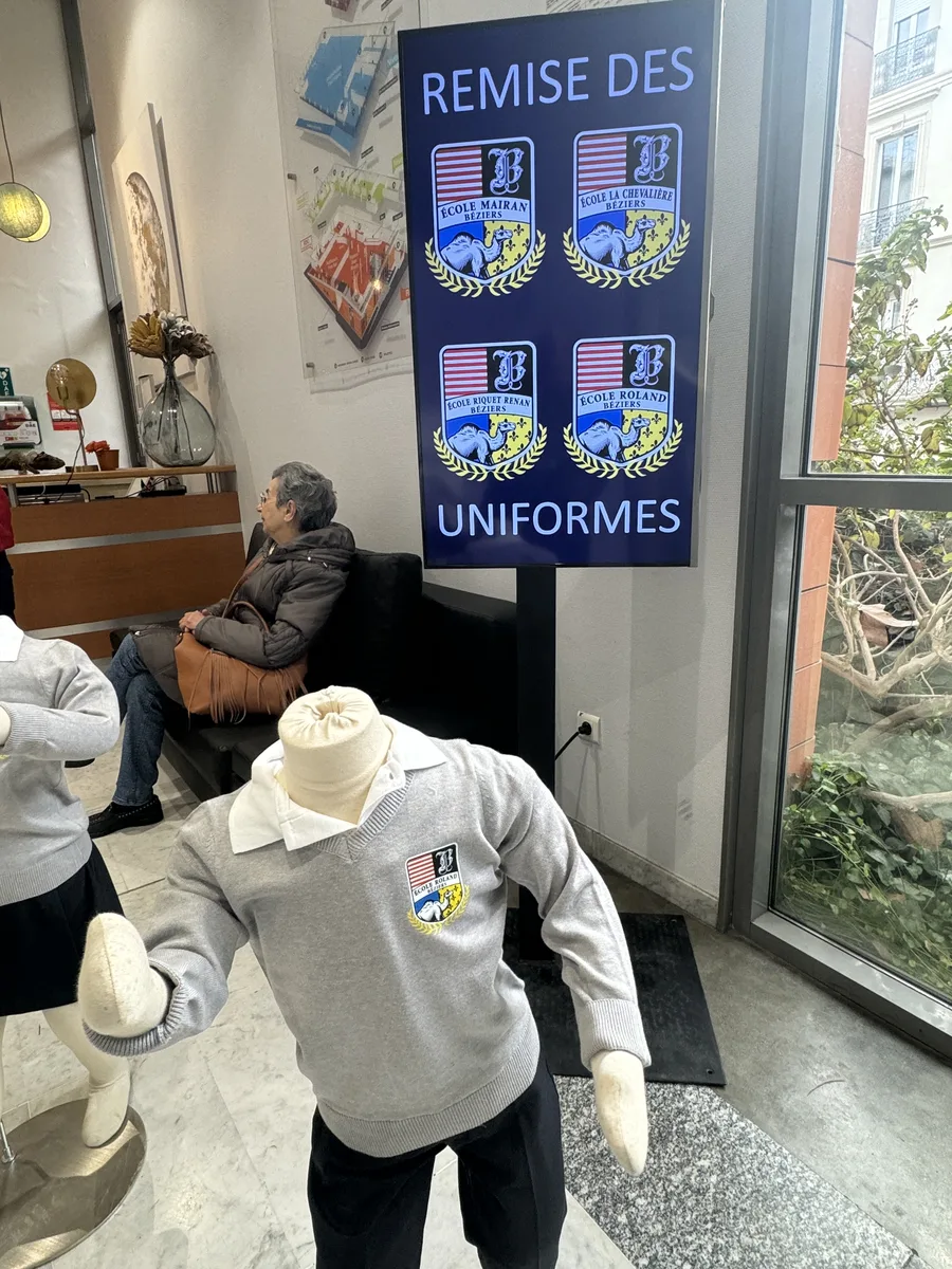 Rentrée scolaire à Béziers : 2e distribution d’uniformes scolaires ...